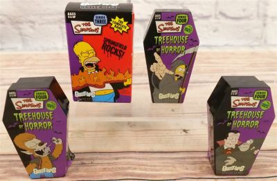Lot 248 - Lot of 4 Simpsons Gentle Giant Bust Ups - Bodnar's Auction ...