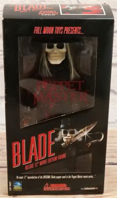 Lot 283 - Puppet Master Blade Deluxe 12" Movie Edition Figure - Bodnar ...