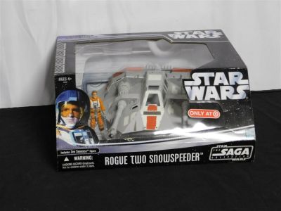 Lot 100 - Star Wars Rogue Two Snowspeeder - The Saga Collection ...