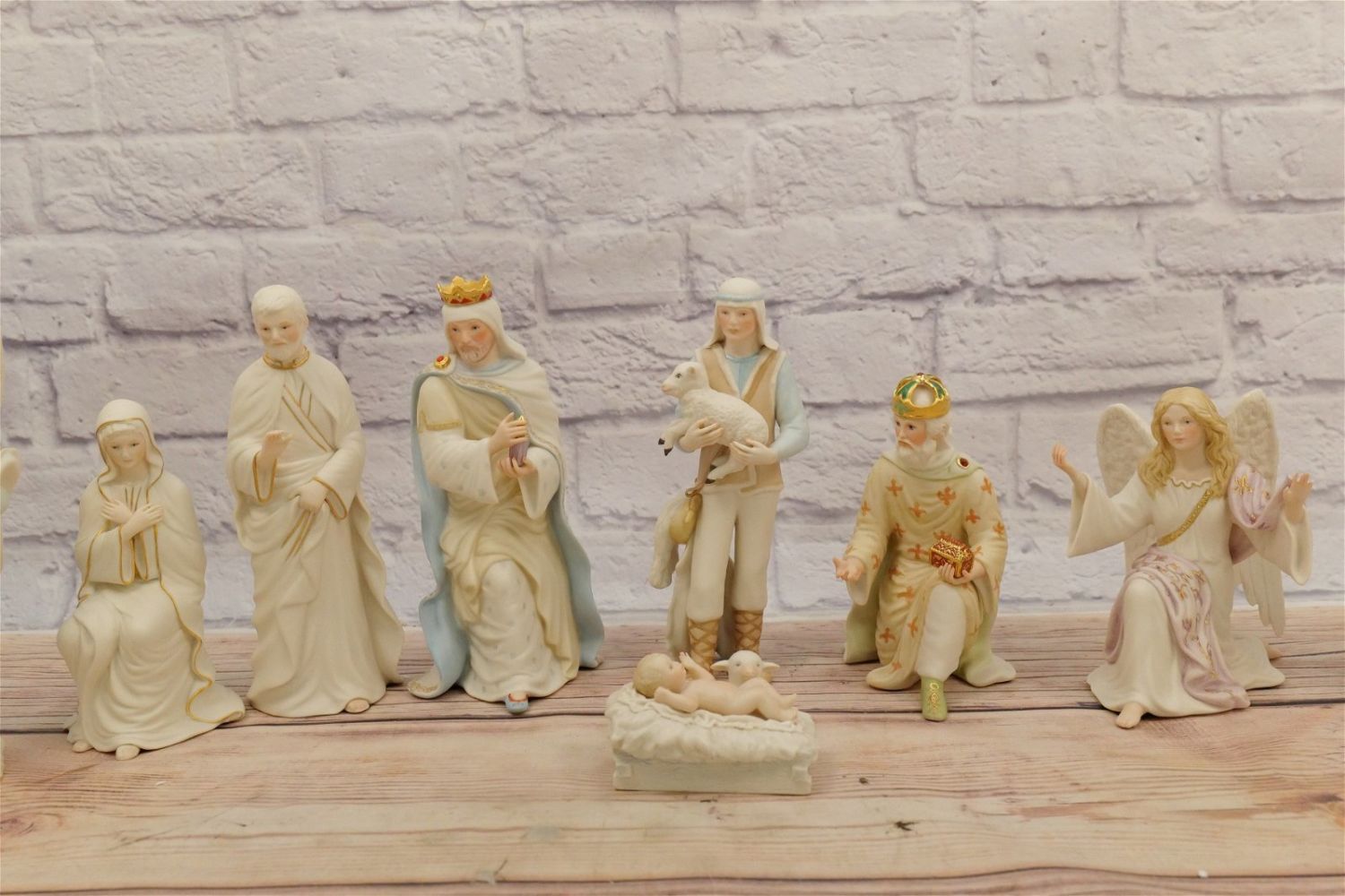 Lot 57 - Cybis Nativity Set - 11 Pieces - Bodnar's Auction ...
