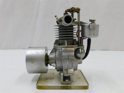 Lot 151 - Vintage Gas Powered Model Airplane Engine - Bodnar's Auction ...