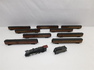 Lot 196 - HO Scale Pennsylvania RR Passenger Car Set - Bodnar's Auction ...