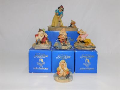 Lot 21 - Walt Disney Snow White Arden Sculptures Figurine Set - Bodnar ...