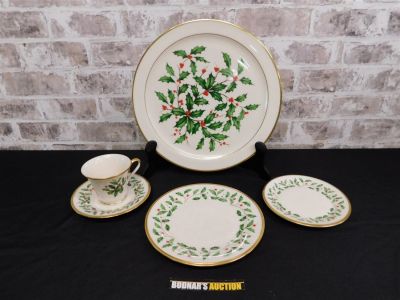 Lot 80 - Lenox Holiday Place Setting - Bodnar's Auction ...