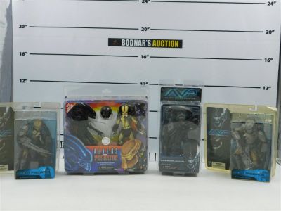 Lot 35 - Lot of 4 AVP Alien vs. Predator Action Figures - Bodnar's ...