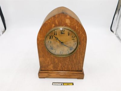 Lot 101 - Gilbert Beehive Shelf Clock - Bodnar's Auction ...