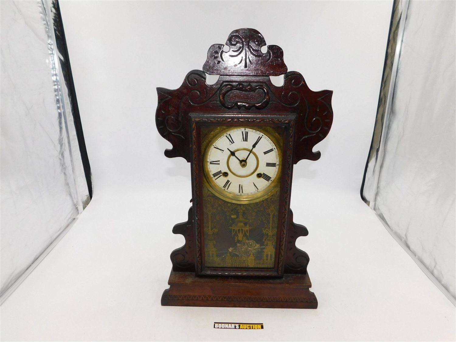 Lot 115 - Victorian Shelf Clock - Bodnar's Auction | bodnarsauction.com