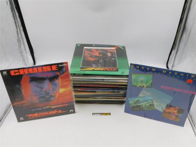 Lot 249 - Large Lot of Laser Discs - Bodnar's Auction | bodnarsauction.com