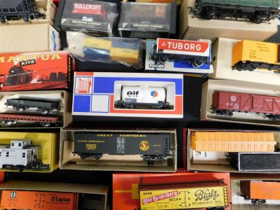 Lot 236 - Lot of HO Scale Rolling Stock - Various Brands - Bodnar's ...