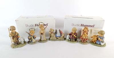 Lot 126 - Mixed Lot of Berta Hummel Nativity Figurines - Bodnar's ...