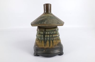 Lot 90 - Ellen Shankin Studio Art Pottery Pagoda Jar - Bodnar's Auction ...