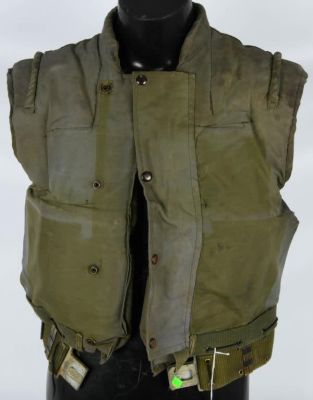 Lot 1034 – U.S. Vietnam War M-1955 Flak Body Armor Vest – Brand Used Works
