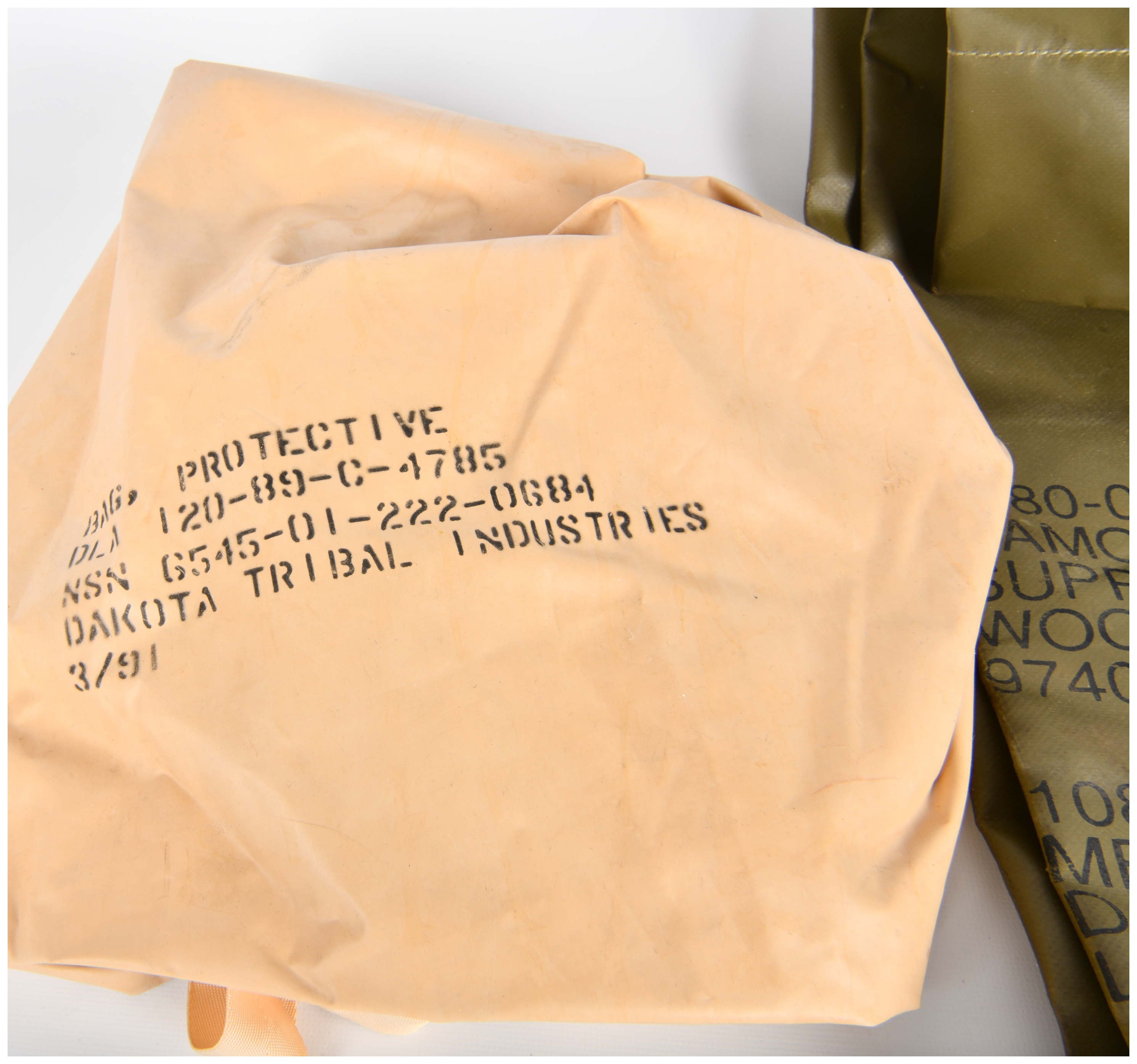 Lot 1444 – A Group of Three US Military Camouflage Screening Support ...