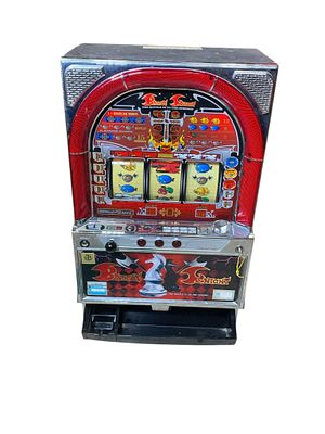 Lot 11141 - Vintage Battle Knight Slot Machine | Burns Auction & Appraisal