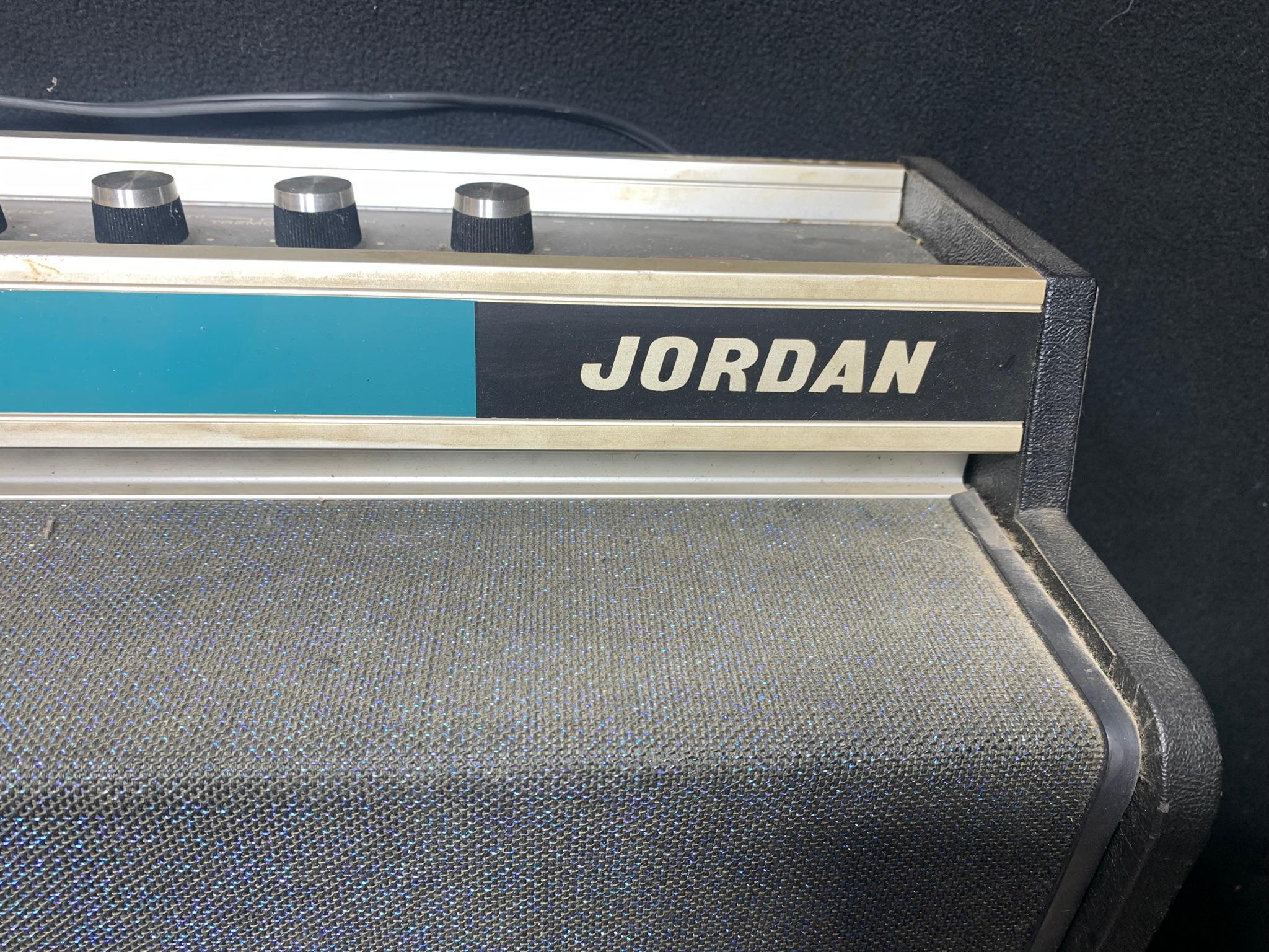 Lot 17511 - Vintage Jordan Entertainer J110 Amplifier | Burns Auction ...