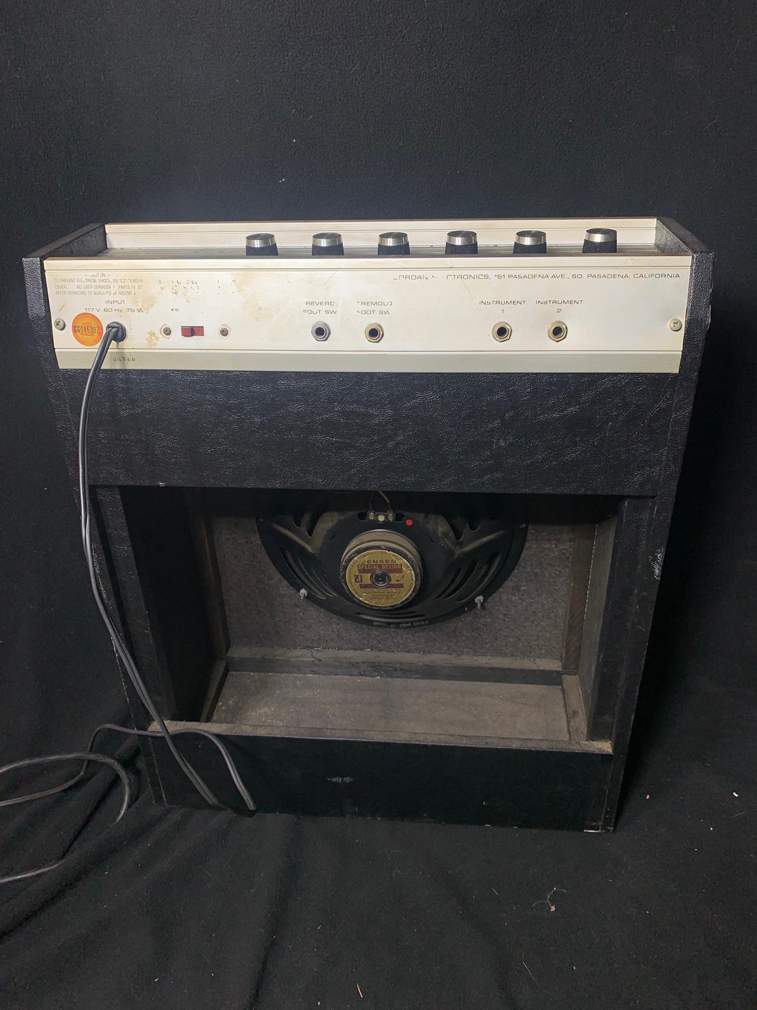 Lot 17511 - Vintage Jordan Entertainer J110 Amplifier | Burns Auction ...