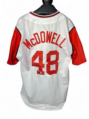 Lot 16661 - Sam McDowell signed jersey, Beckett | Burns Auction & Appraisal
