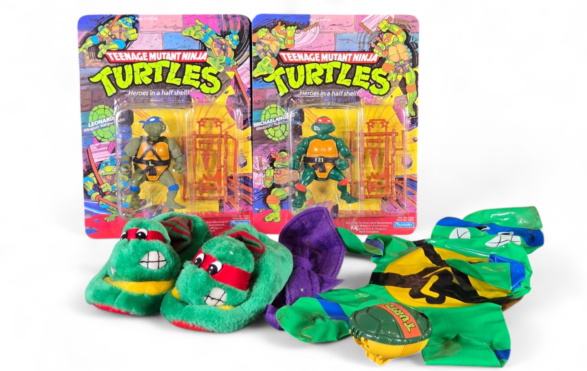 Lot 18028 - Teenage Mutant Ninja Turtle: 2 Figures in Box, Slippers ...