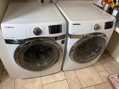 Lot 2038 - Samsung VRT Plus Steam Washer & NSF Steam Dryer | Burns ...