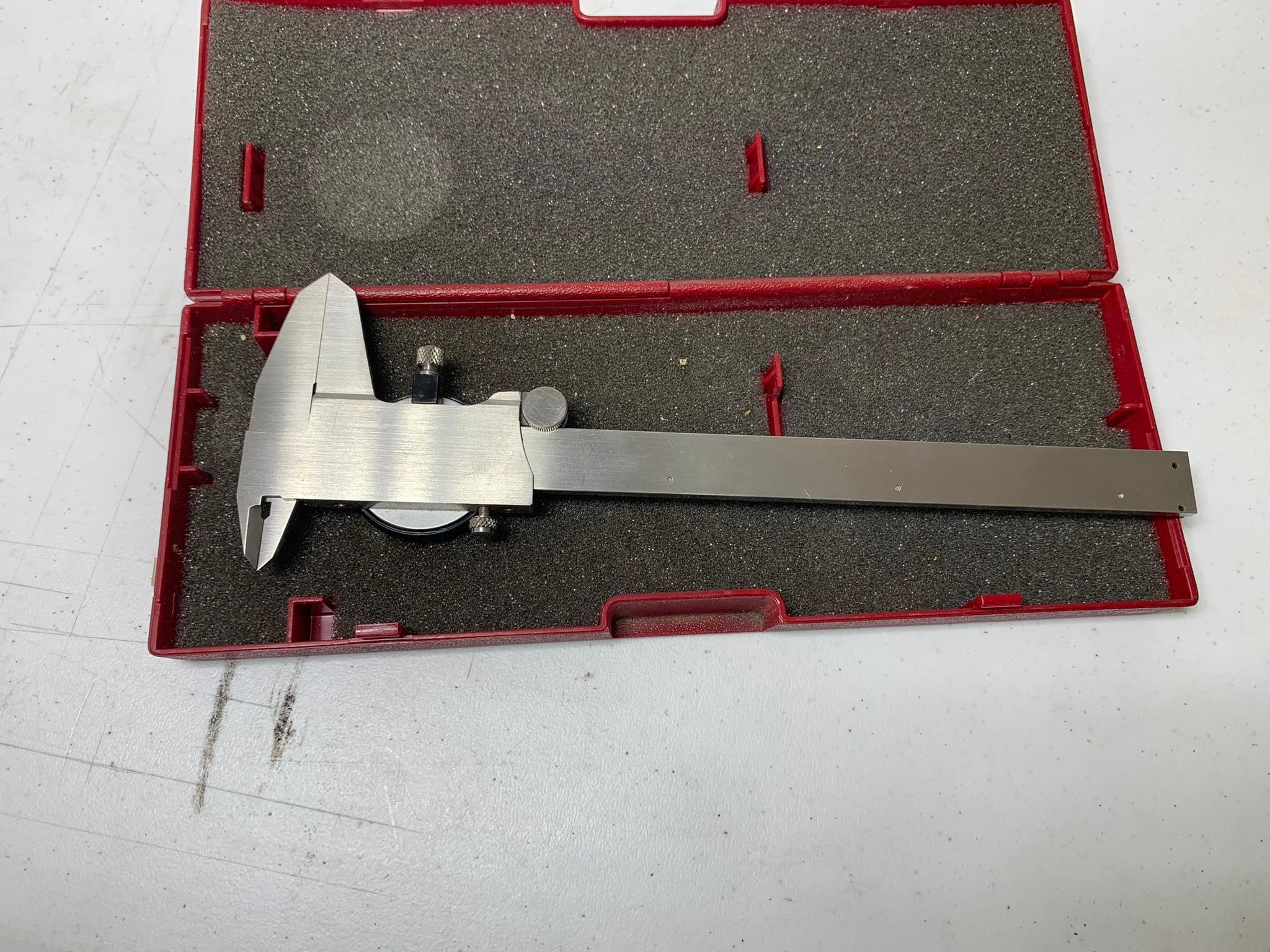 Lot 3026 - Vintage Starrett No. 120A Dial Micrometer with Case | Burns ...