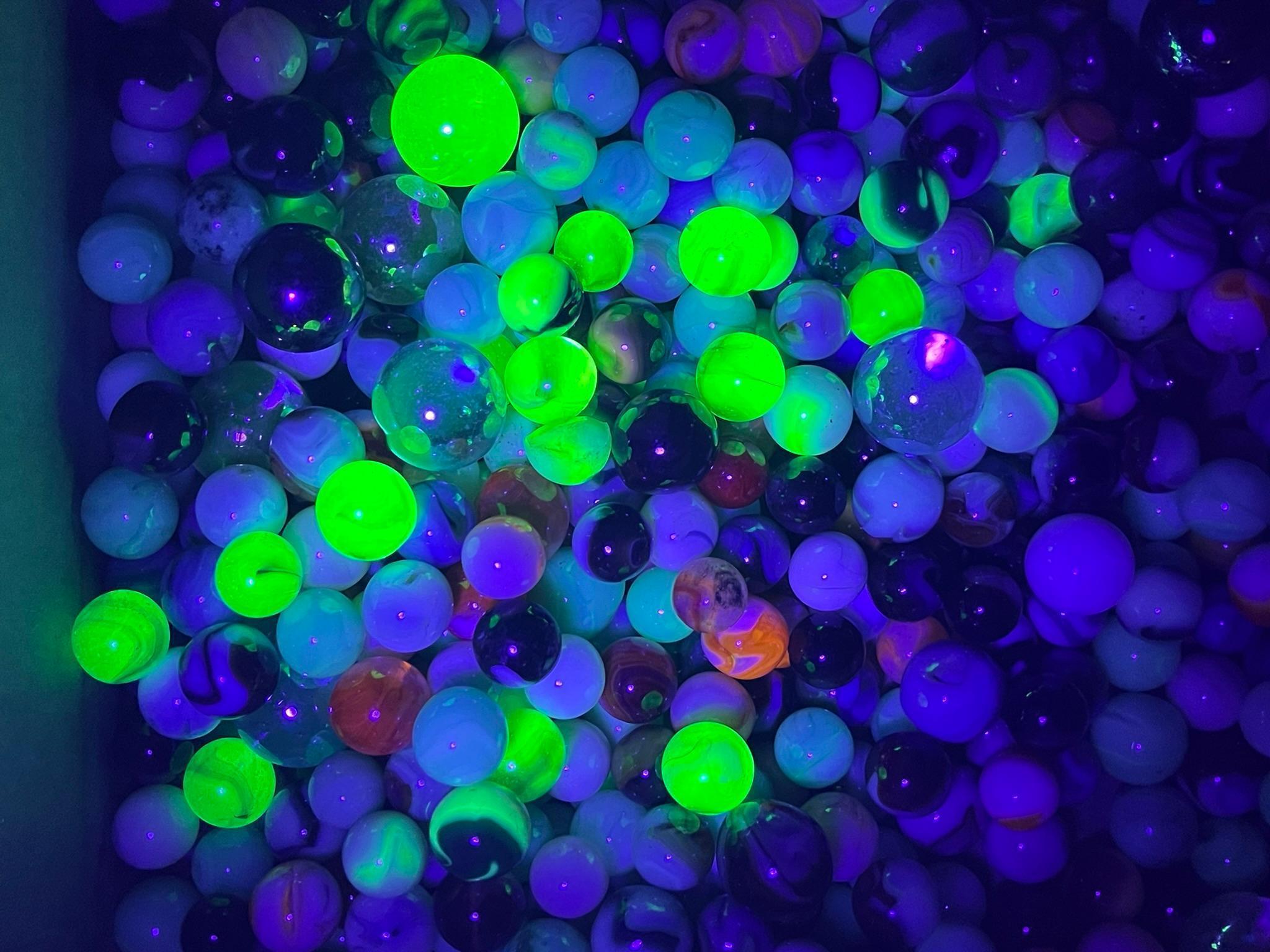 Lot 30437 - A Large Collection of Assorted Glass Marbles, including ...