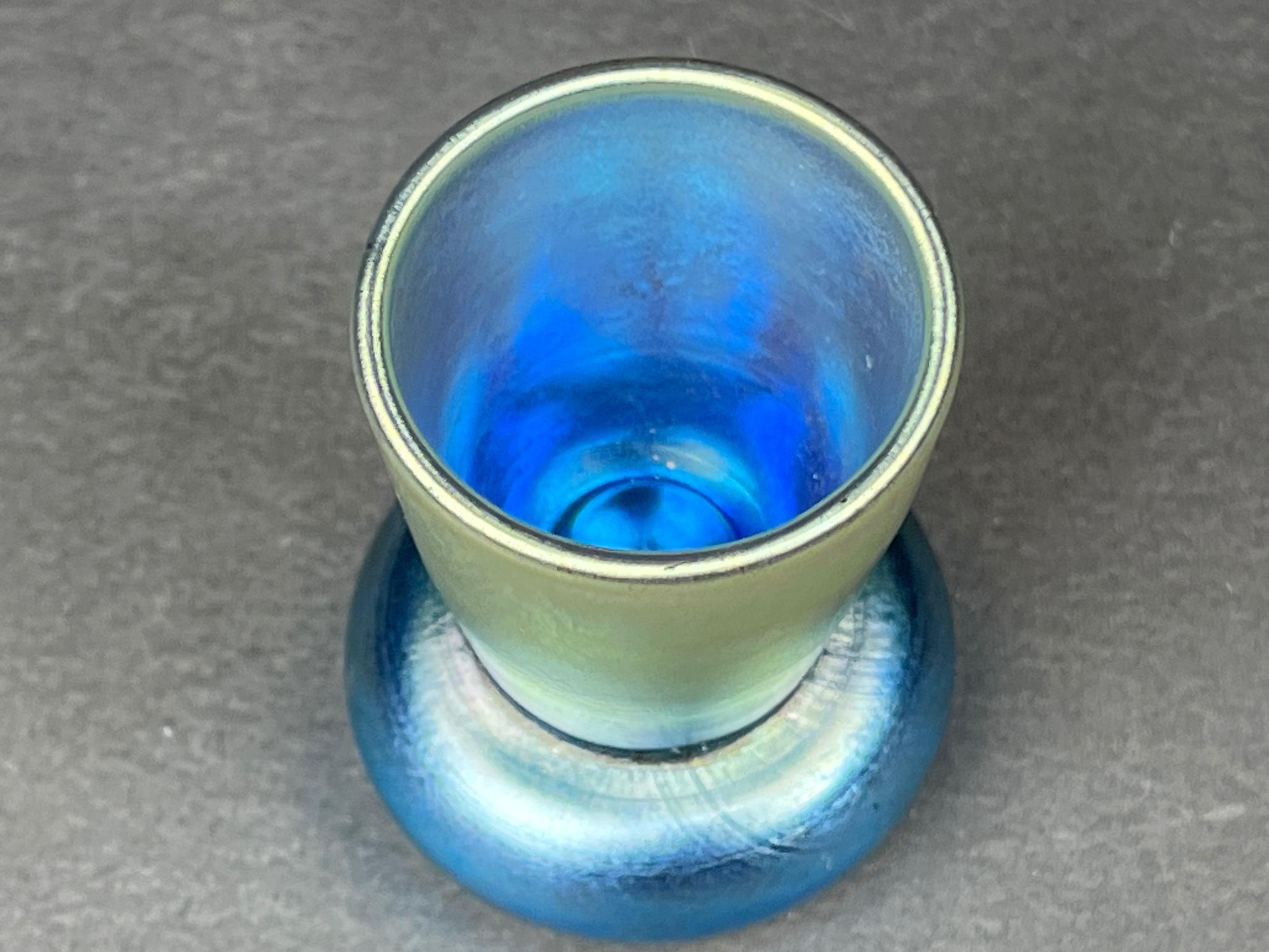 Lot 5224 - Art Nouveau Iridescent Miniature Cabinet Glass Vase LCT ...