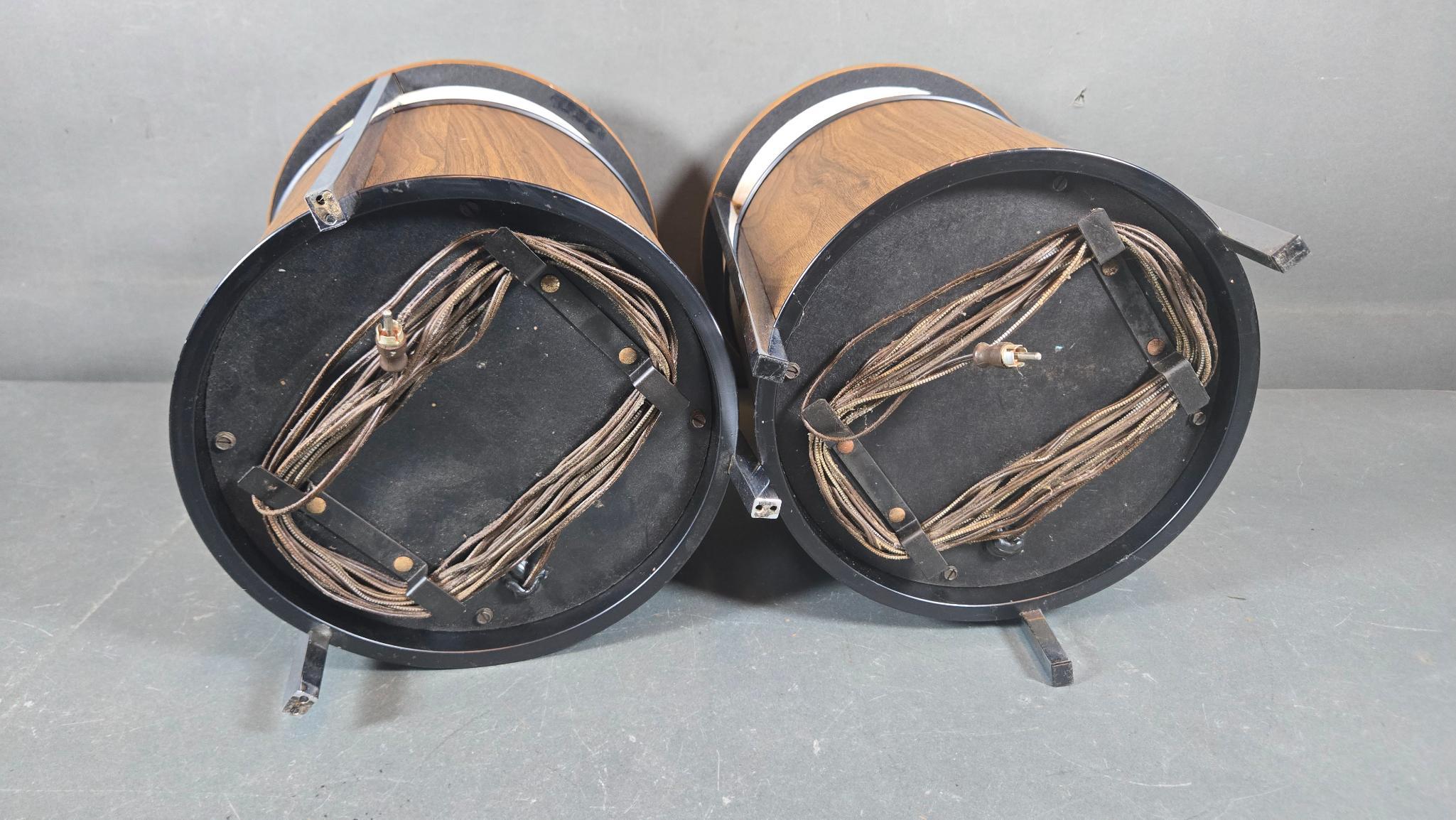 Lot 5653 - Zenith Circle of Sound Mid-Century Modern Speakers | Burns ...