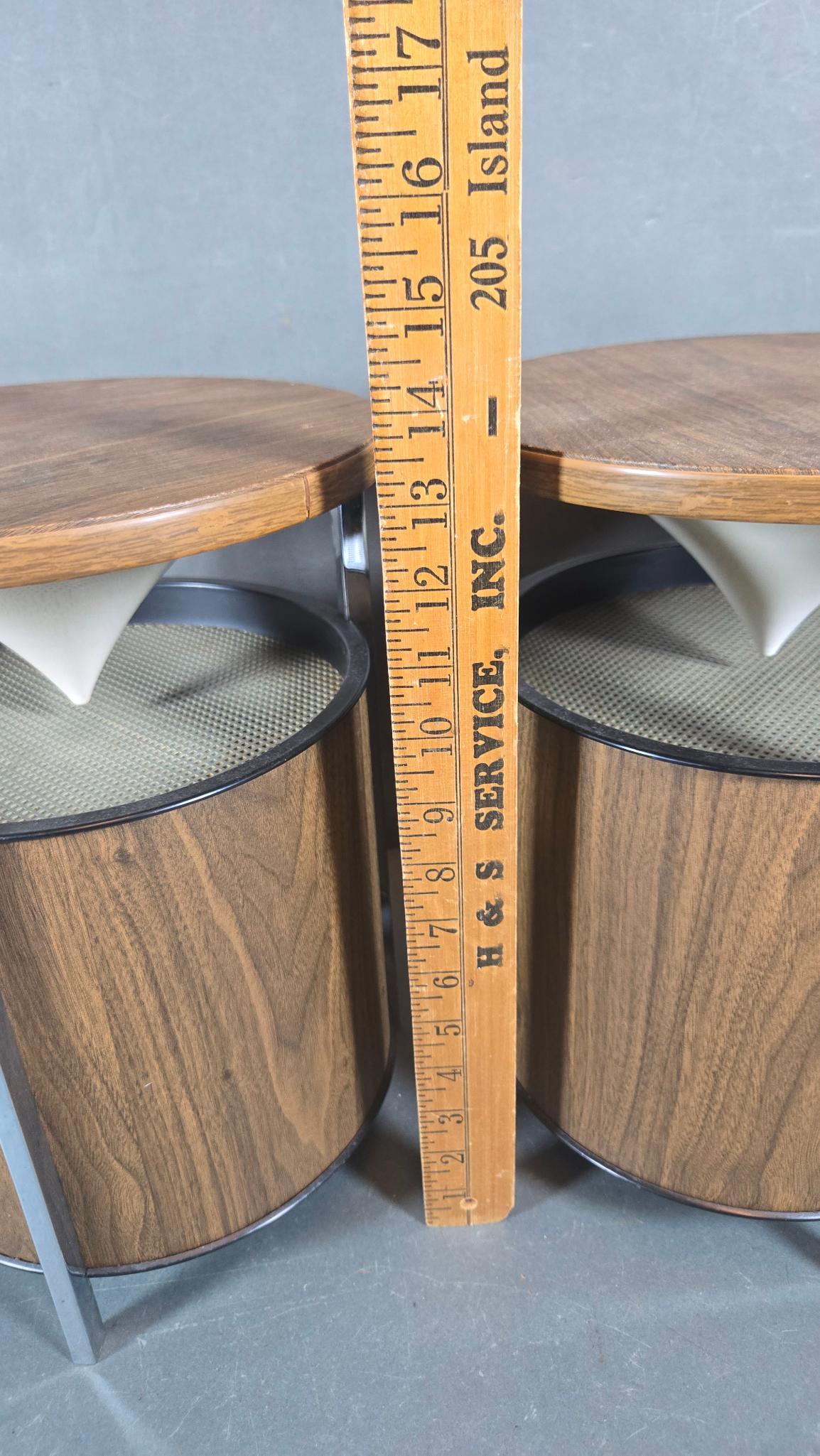 Lot 5653 - Zenith Circle of Sound Mid-Century Modern Speakers | Burns ...