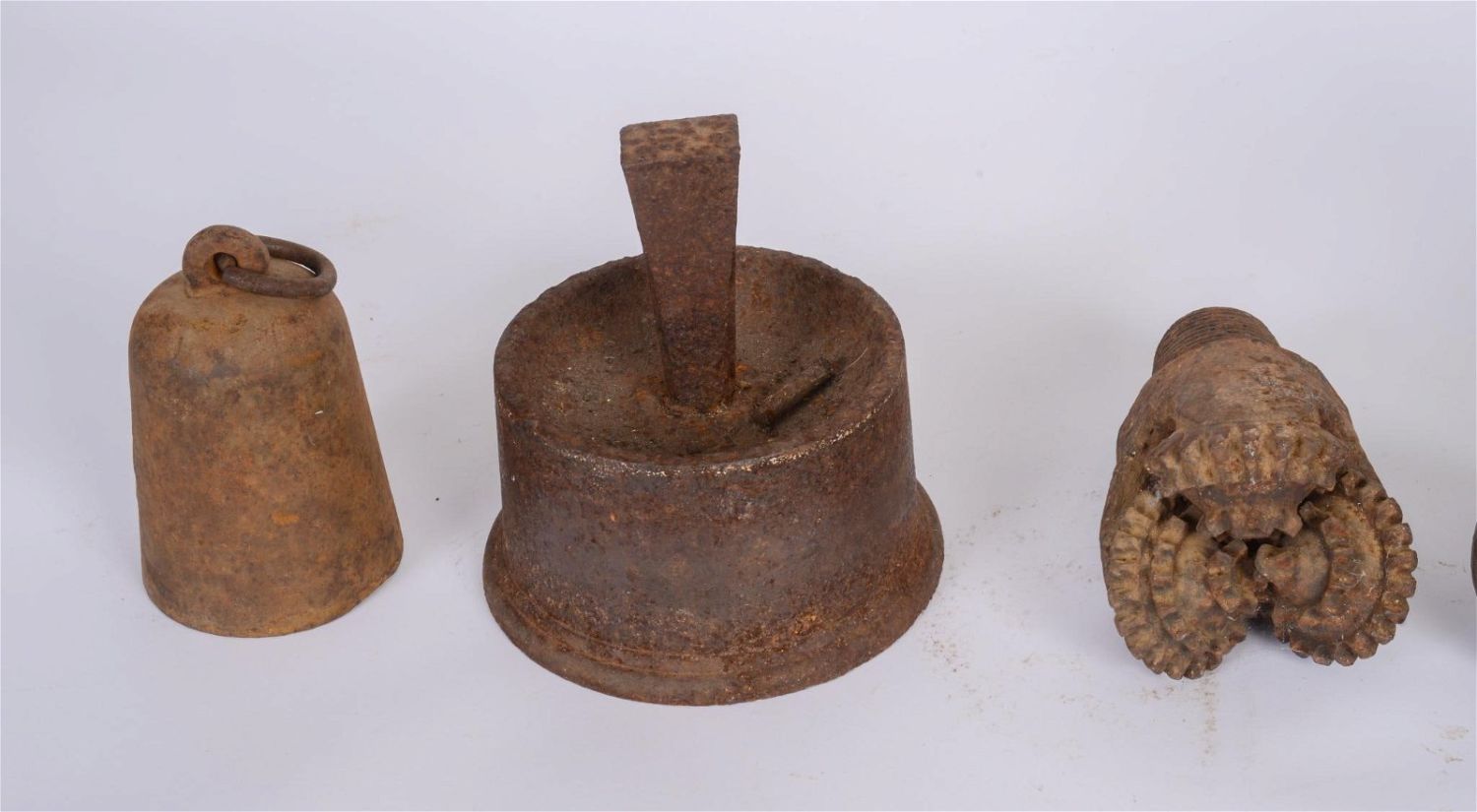 Lot 51 - Five Heavy Metal Items | Chapel Street Auctions