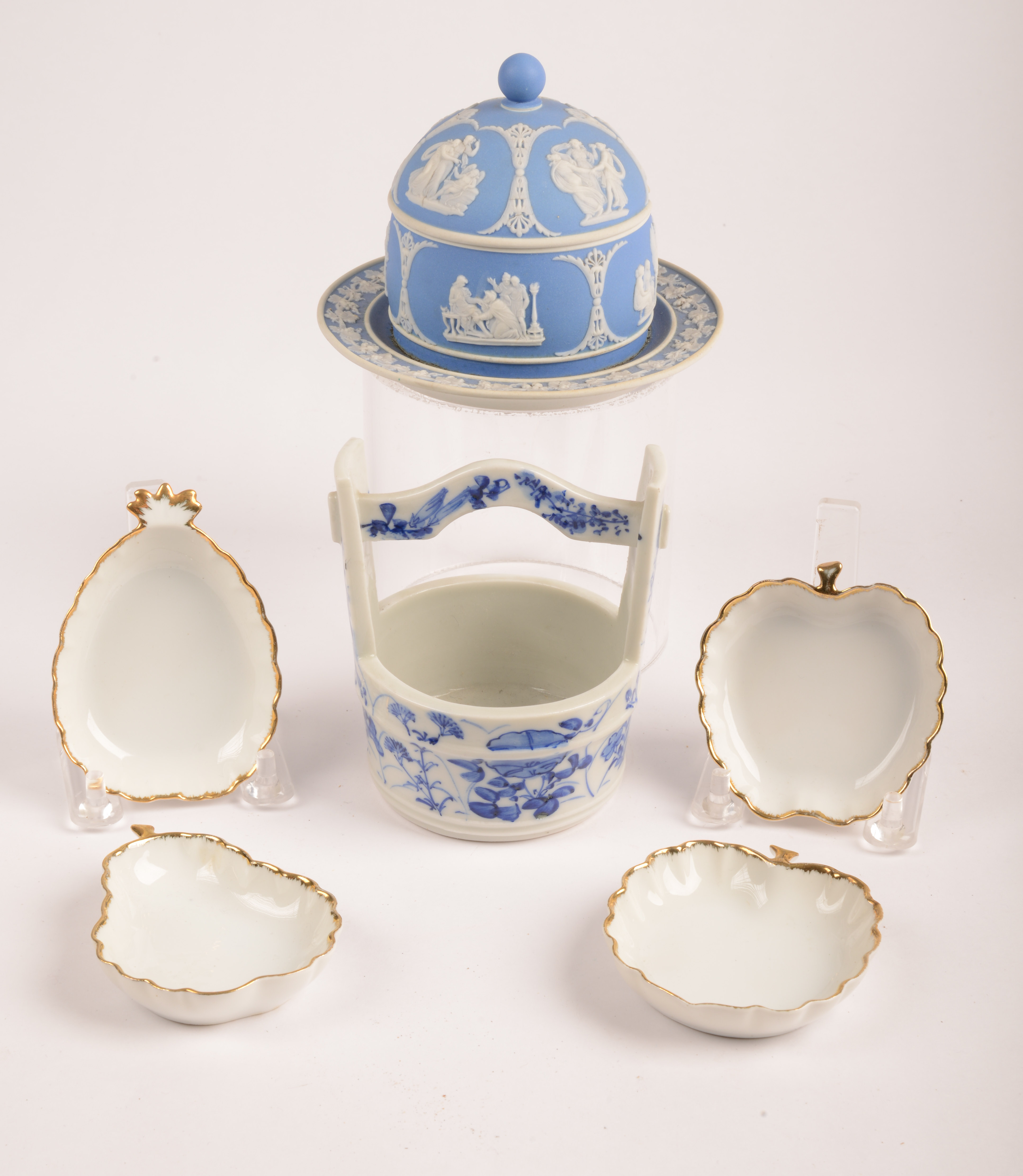 Lot 35 - Wedgewood Covered Jam Dish | Chapel Street Auctions