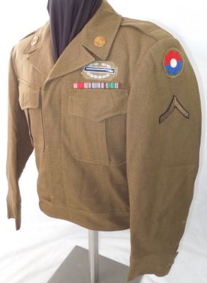 Lot 80 - WWII US 9th Infantry Div. US Army Bullion CIB Uniform | CNY ...