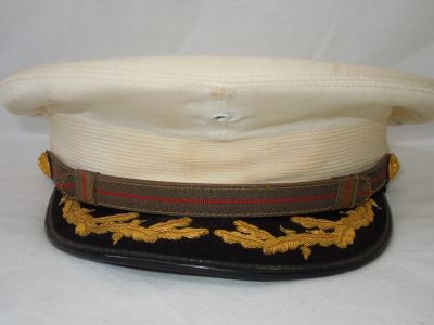 Lot 270 - Vietnam USMC Lt. Colonel Named Visor White Cap | CNY Militaria