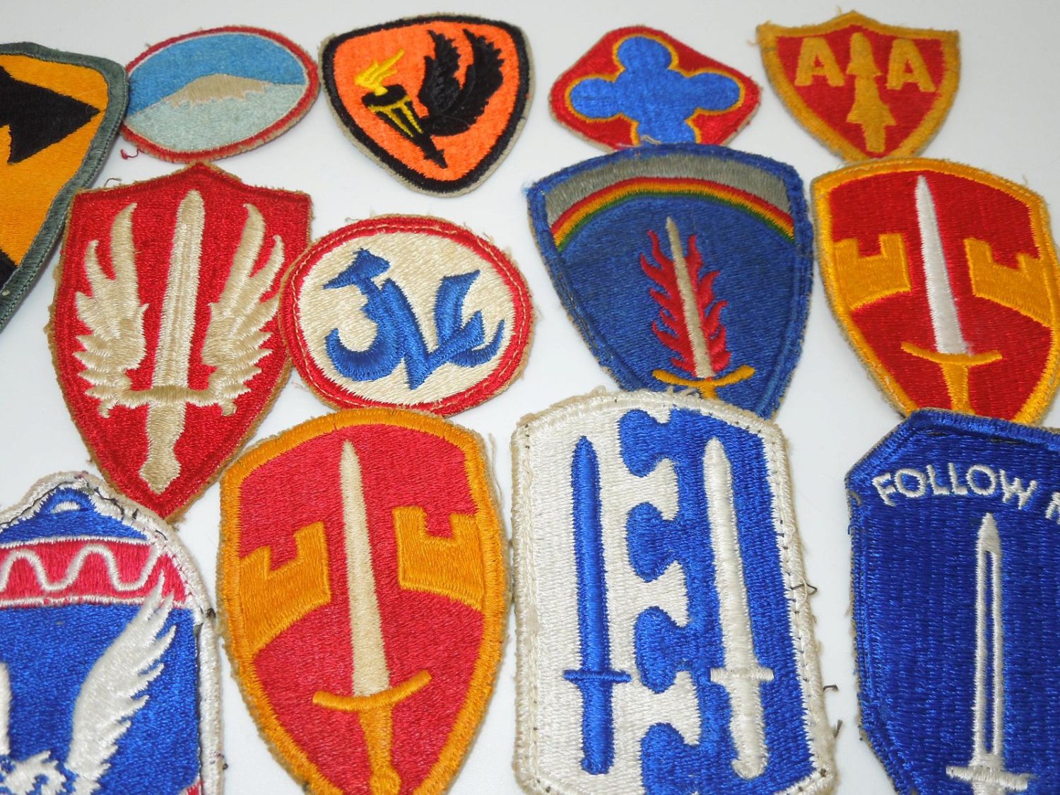 Lot 163 - Korean War - Vietnam US Army Patch Insignia Lot Cavalry ...