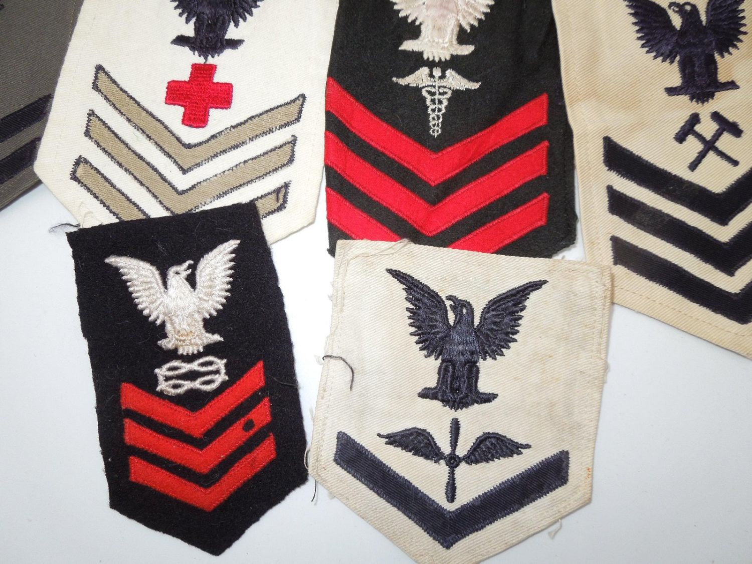 Lot 439 - WWII USN Navy Dated Rate & Rank Patches Aviation & Corpsman ...