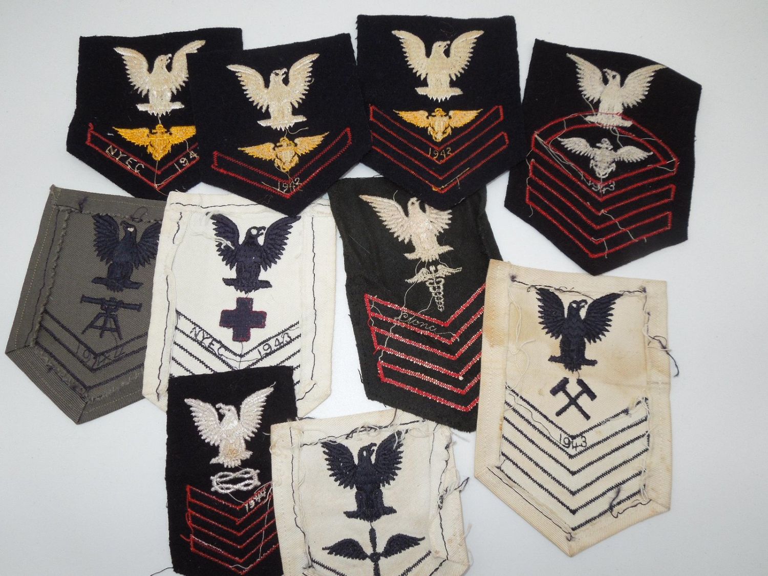 Lot 439 - WWII USN Navy Dated Rate & Rank Patches Aviation & Corpsman ...