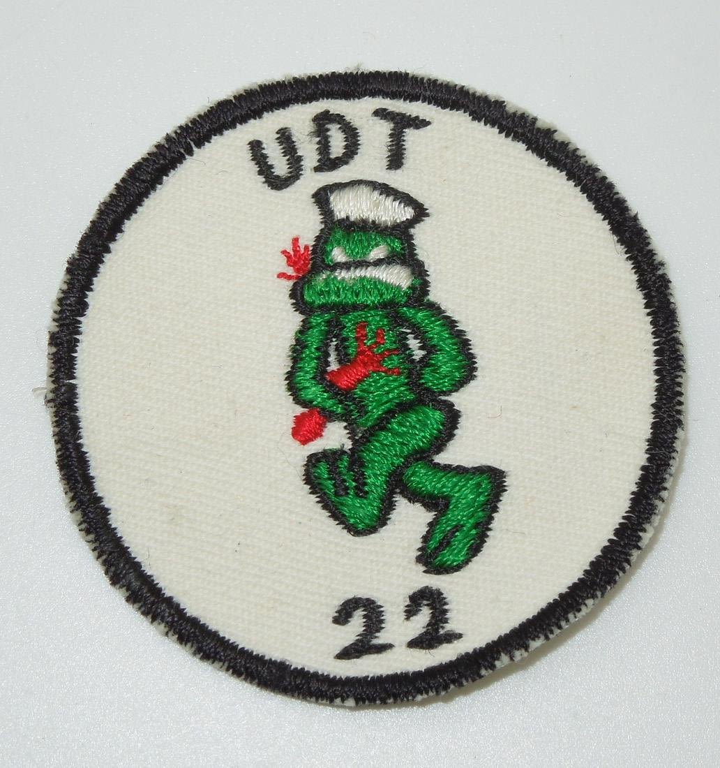 Lot 81 - Vietnam War Era US Navy SEAL UDT Underwater Demolition Team 22 ...