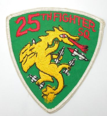 Lot 393 – USAF Air Force 25th Fighter Squadron Missiles Patch – CNY ...