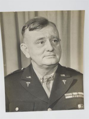 Lot 296 - Signed Autographed Photo WWII Army General Hawley Chief ...