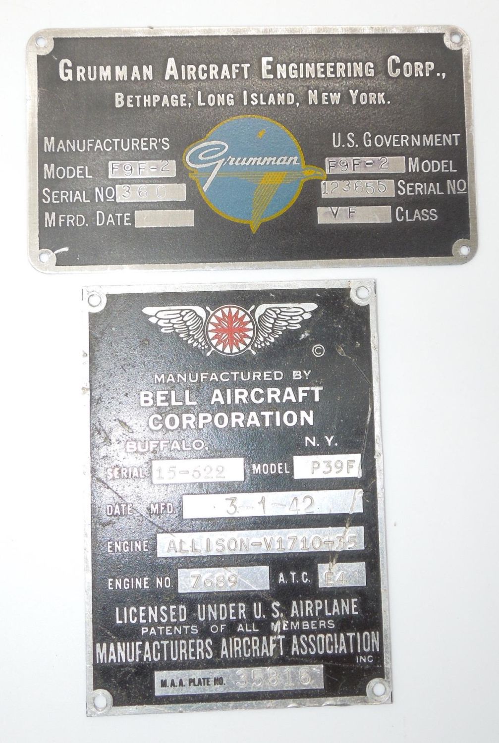 Lot 464 - WWII & Korean War US Aircraft Data Plates Grumman F9F-2 ...