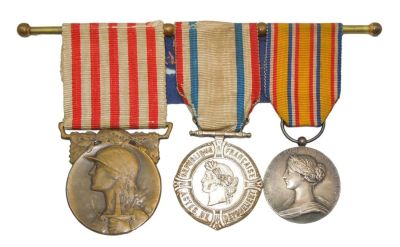 Lot 82 - Named WWI French Military Full Size Medal Bar | CNY Militaria