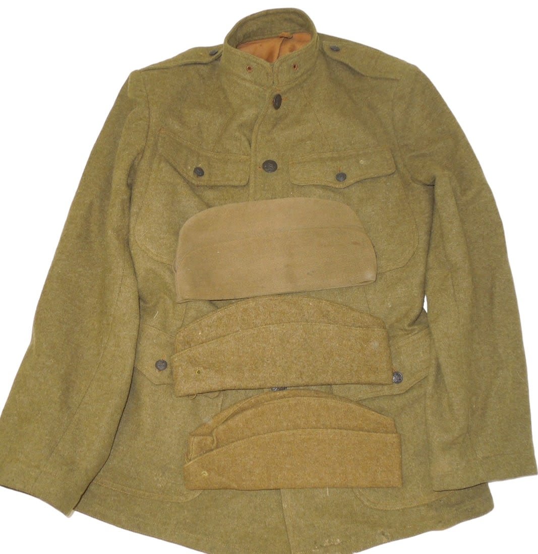 Lot 610 - WWI US Army Wool Enlisted Uniform & (3) Overseas Garrison Hat ...