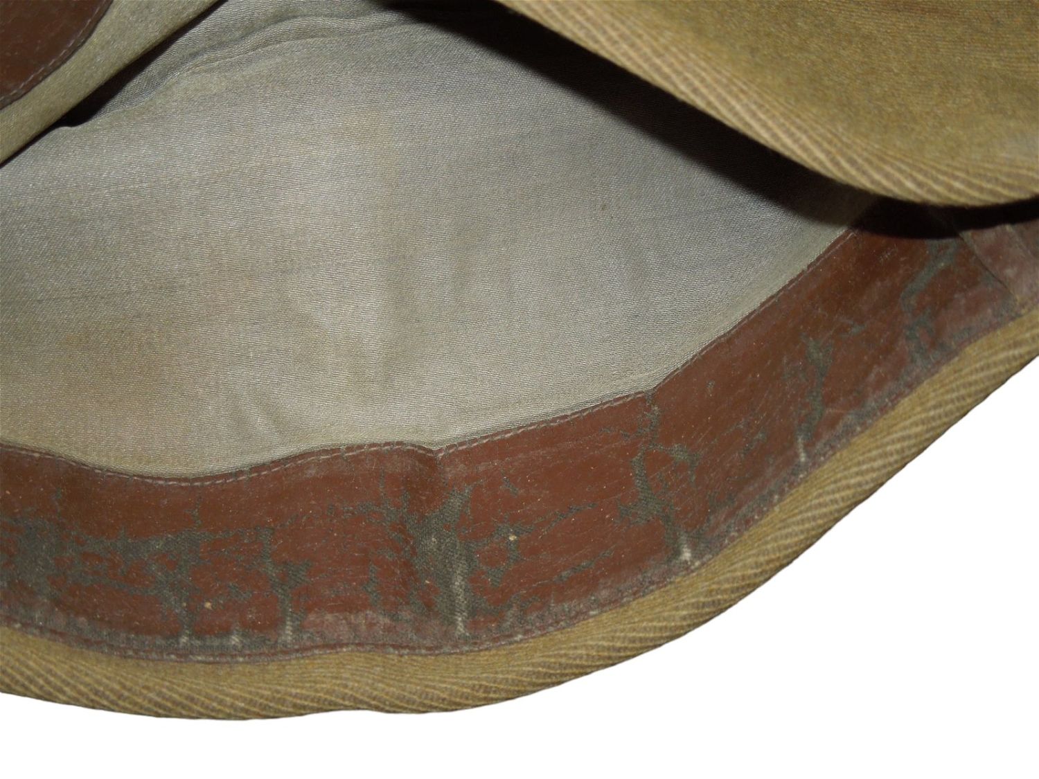 Lot 610 - WWI US Army Wool Enlisted Uniform & (3) Overseas Garrison Hat ...