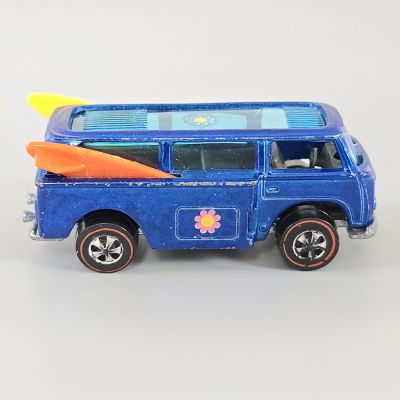 Lot 133 - Redline Beach Bomb | Collectorverse