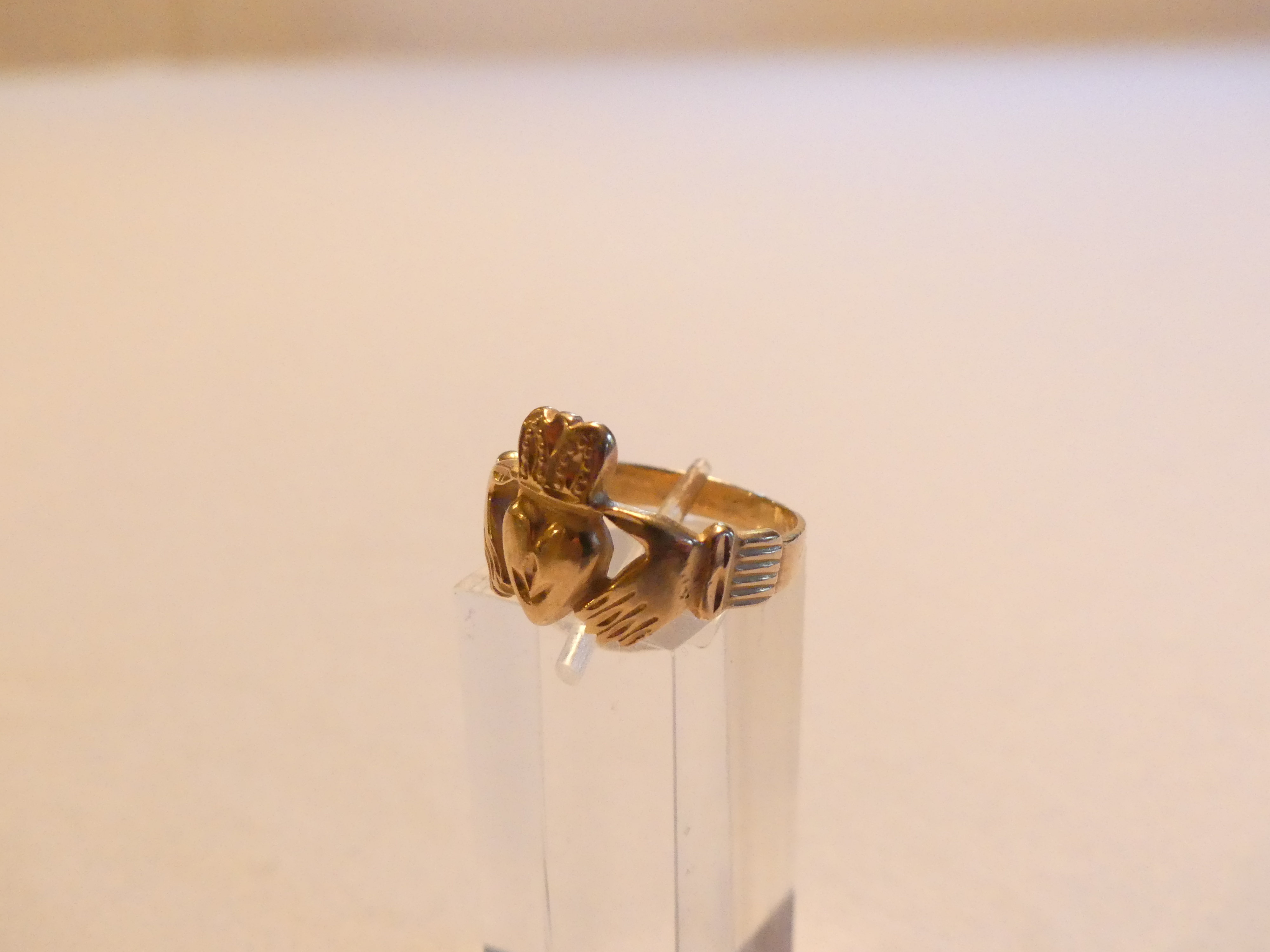 Lot 311 - Vintage 14K Gold Claddagh Ring | Ryan Ricklis Auctions | Home