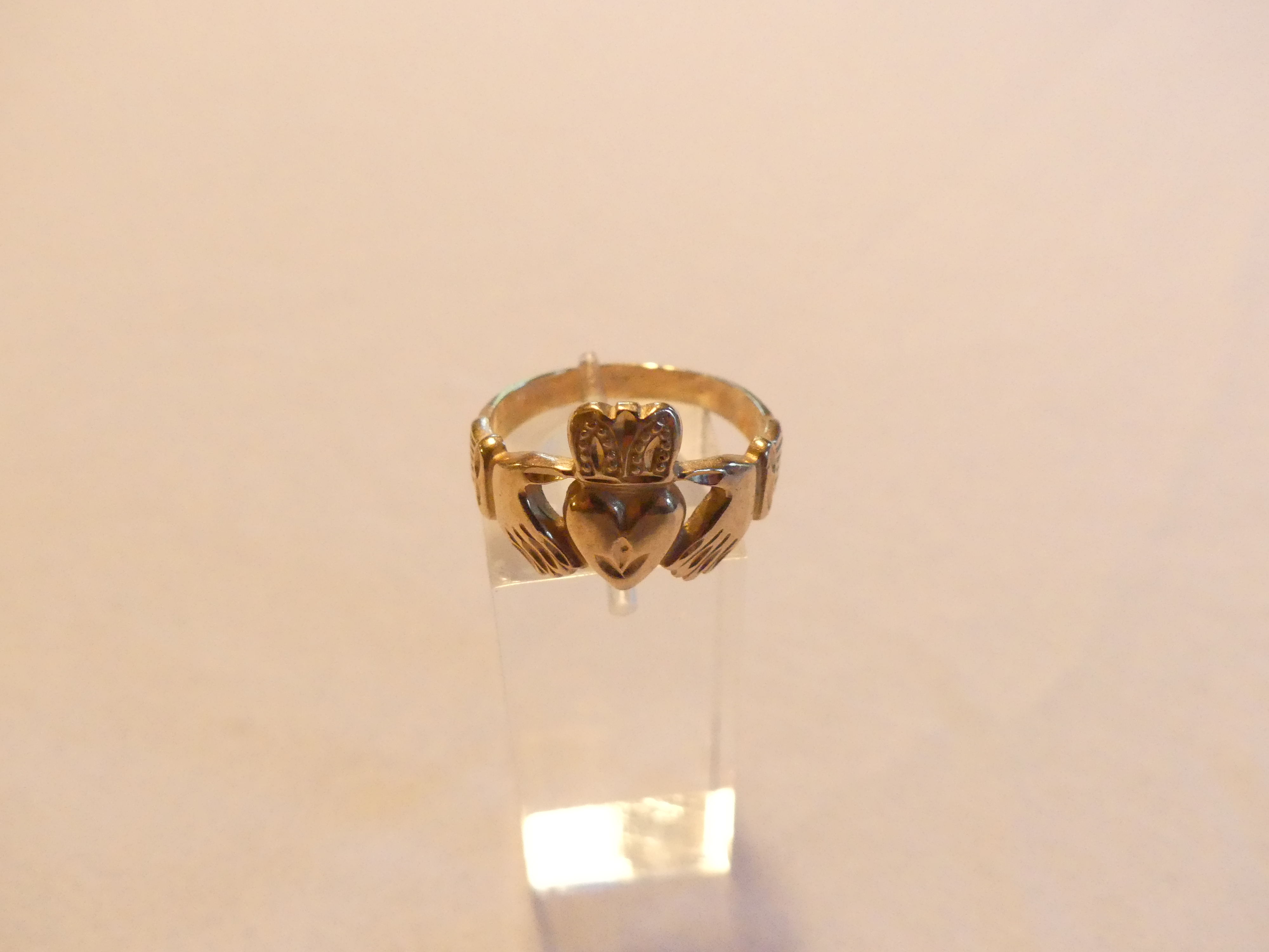 Lot 311 - Vintage 14K Gold Claddagh Ring | Ryan Ricklis Auctions | Home