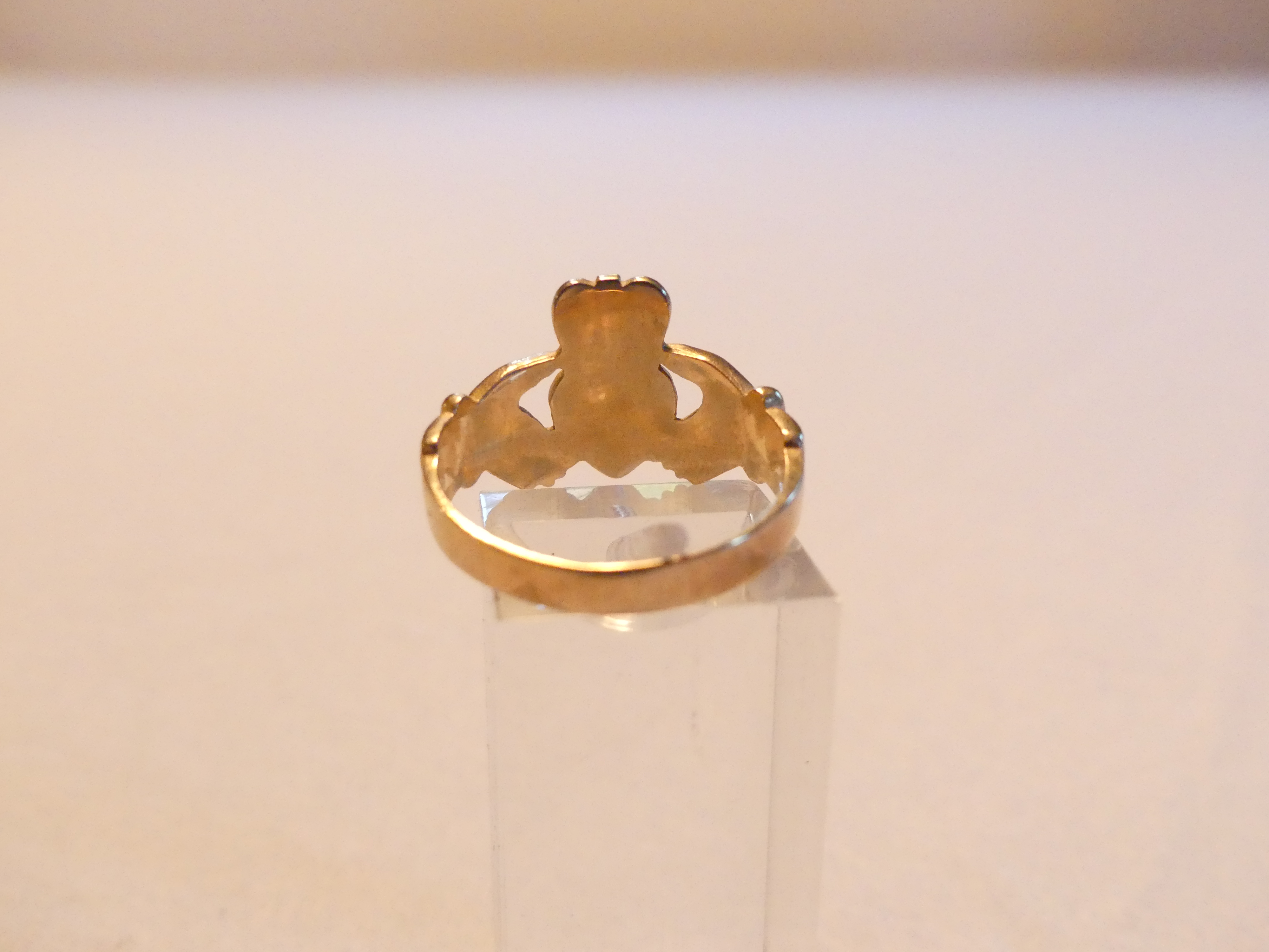 Lot 311 - Vintage 14K Gold Claddagh Ring | Ryan Ricklis Auctions | Home