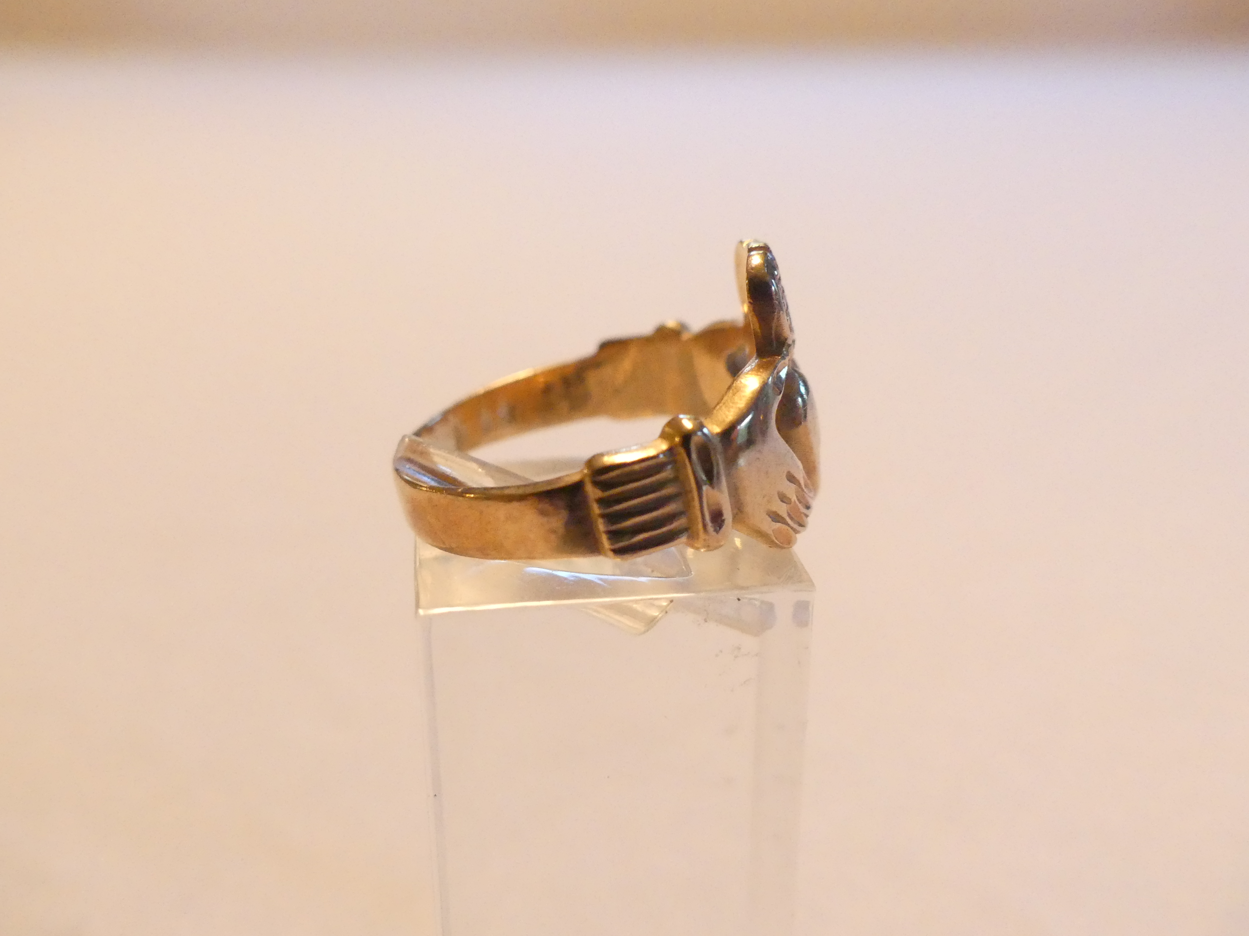 Lot 311 - Vintage 14K Gold Claddagh Ring | Ryan Ricklis Auctions | Home