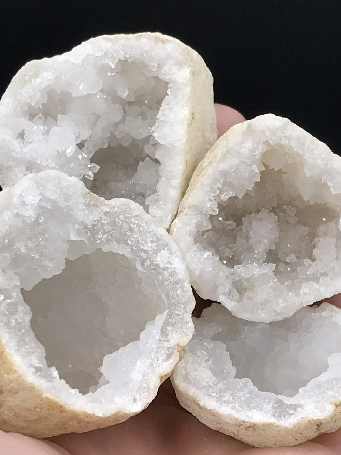Lot 564 – Geode, Rock, Crystal, Natural, Collectible, Specimen ...