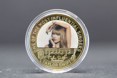 Lot 61C - Taylor Swift Token, New, Novelty, no gold | Richard Edwards ...