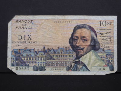 Lot 10W – 1955 France 10 Franc Note – Richard Edwards Auctioneering